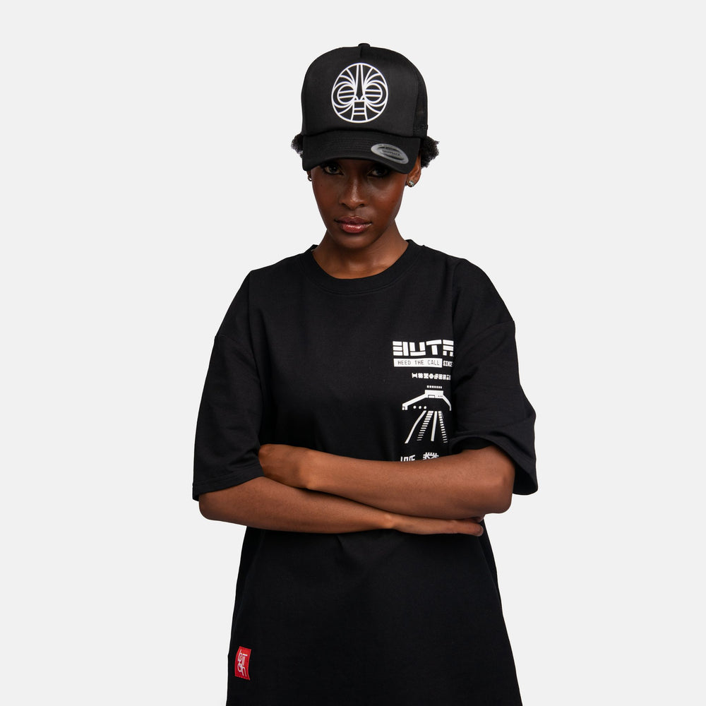 Butan Aluta Mask | Snapback Trucker Cap | Black